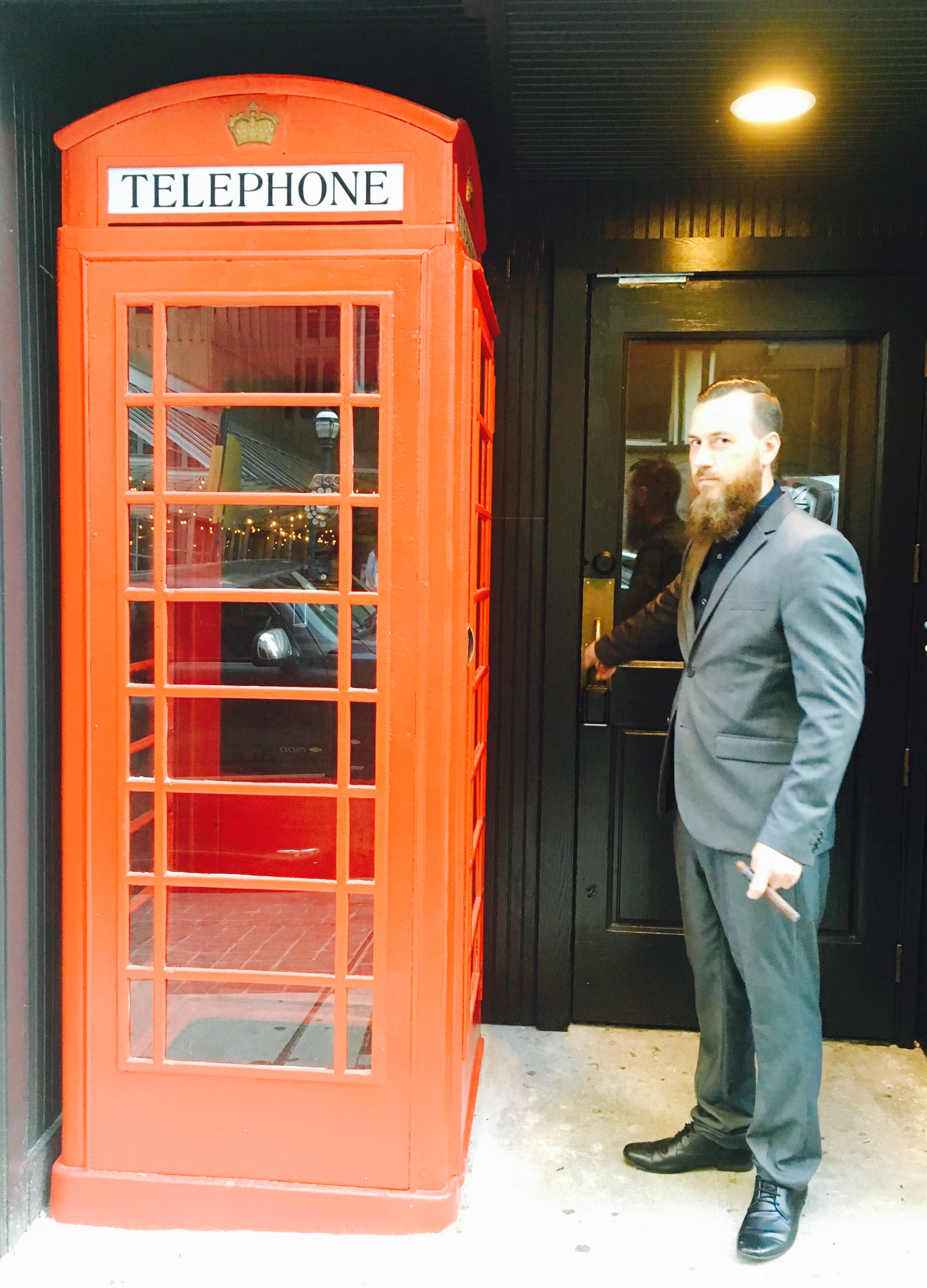 Red Phone Booth: Downtown Atlanta’s Newest Speakeasy Experience – Shana ...